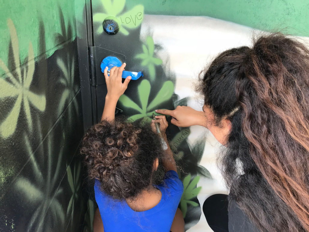 Makakilo Elementary: Drug Prevention Mural - Keep It Flowing